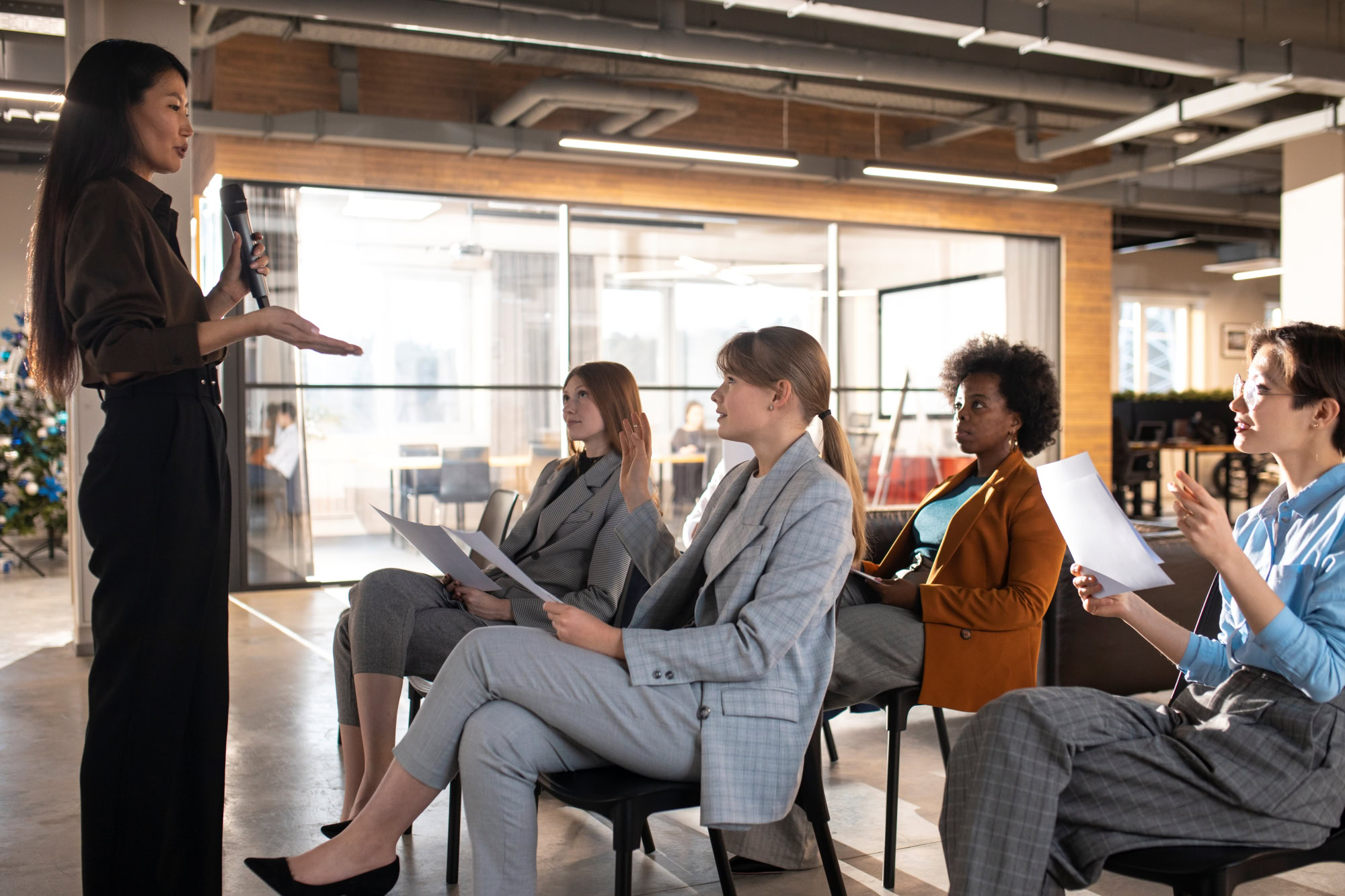 How to Communicate an Office Move to Clients and Partners